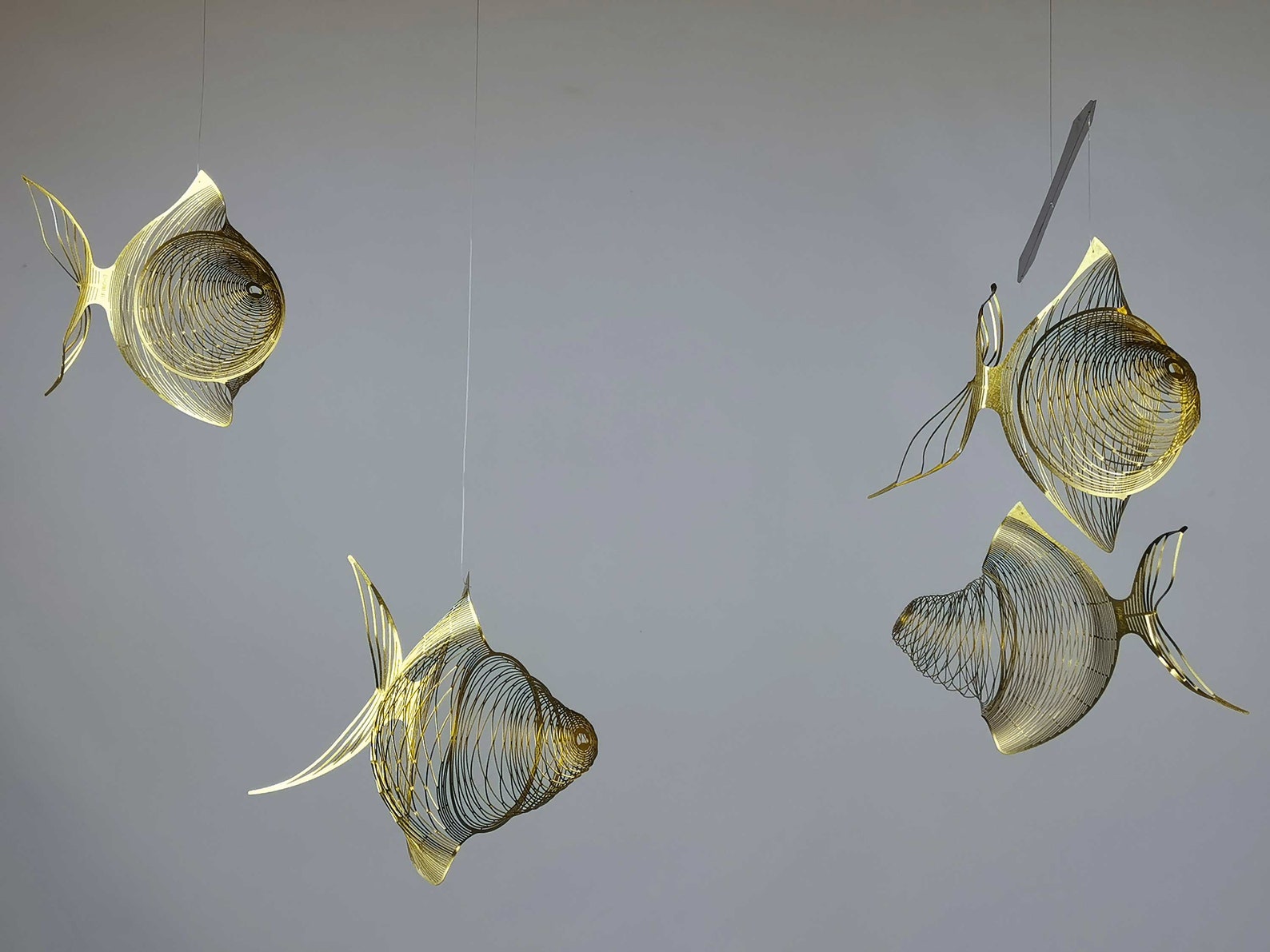 4 or 6 Piece Minimalist Brass Fish Mobile Kinetic Art Mobile - Etsy