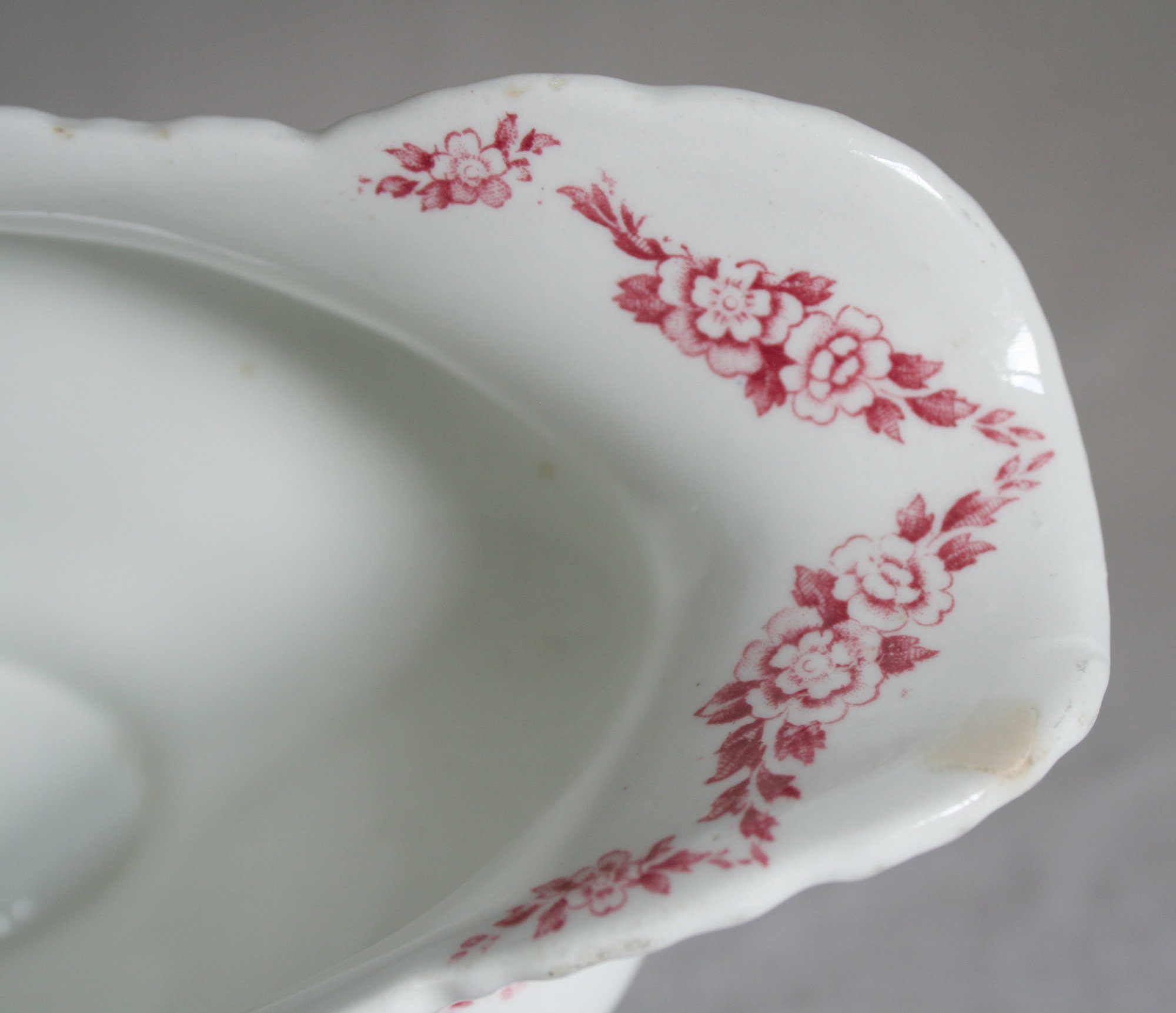 Red Transferware Gravy Boat. Bombay Pattern. Vitreous China. - Etsy