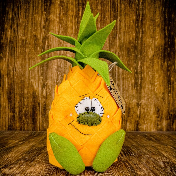 Primitive Pineapple - Etsy