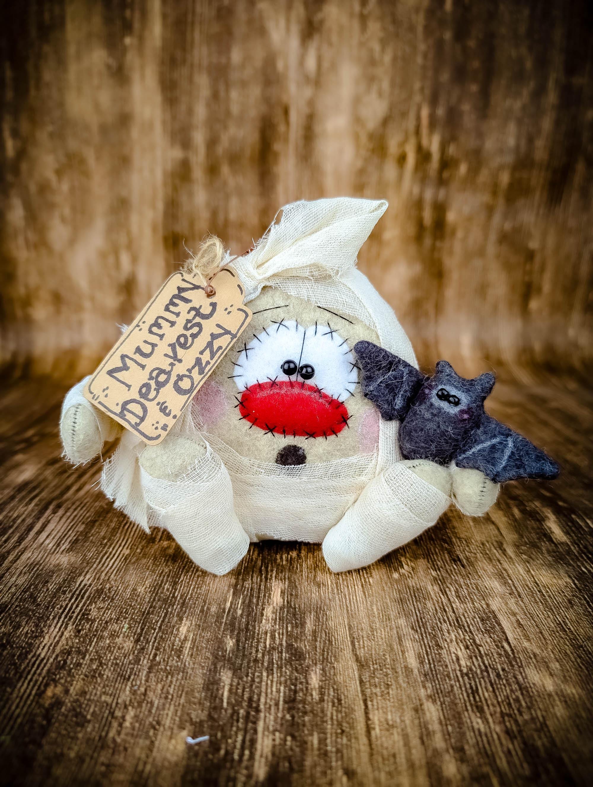 Primitive Mummy - Little Bat - Primitive Attachment - Halloween Decor ...
