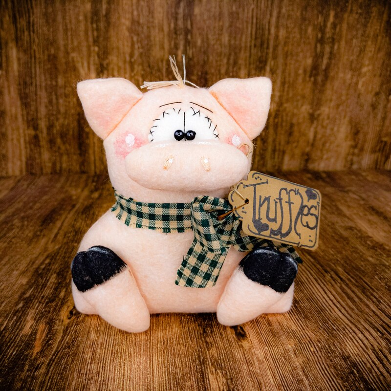 Primitive Pig - Etsy