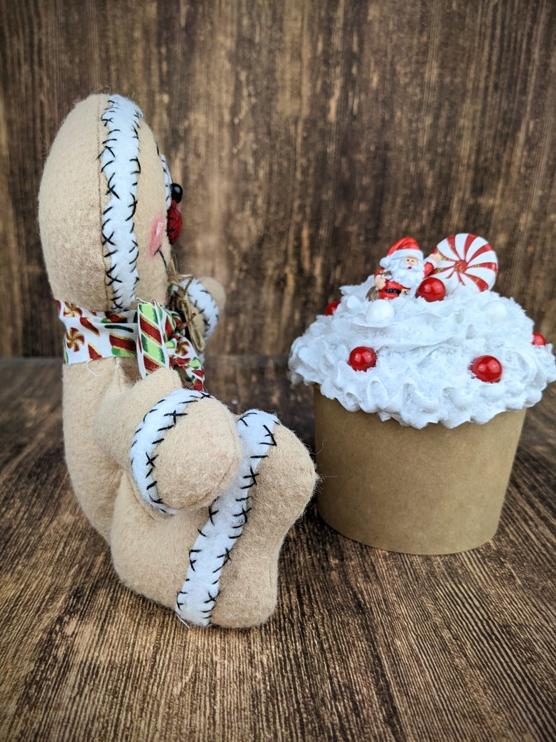 Gingerbread Man Holiday Gift Shelf Sitter Gingie - Etsy