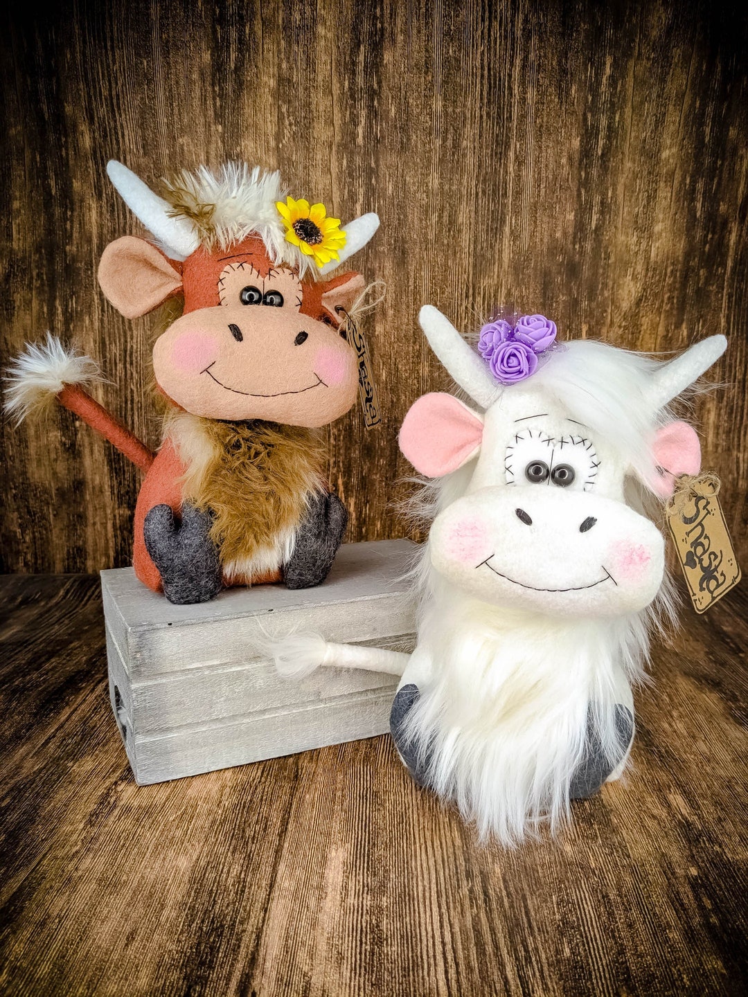 Shasta Highland Cow Primitive - Farmhouse Centerpiece - Fur Cow ...