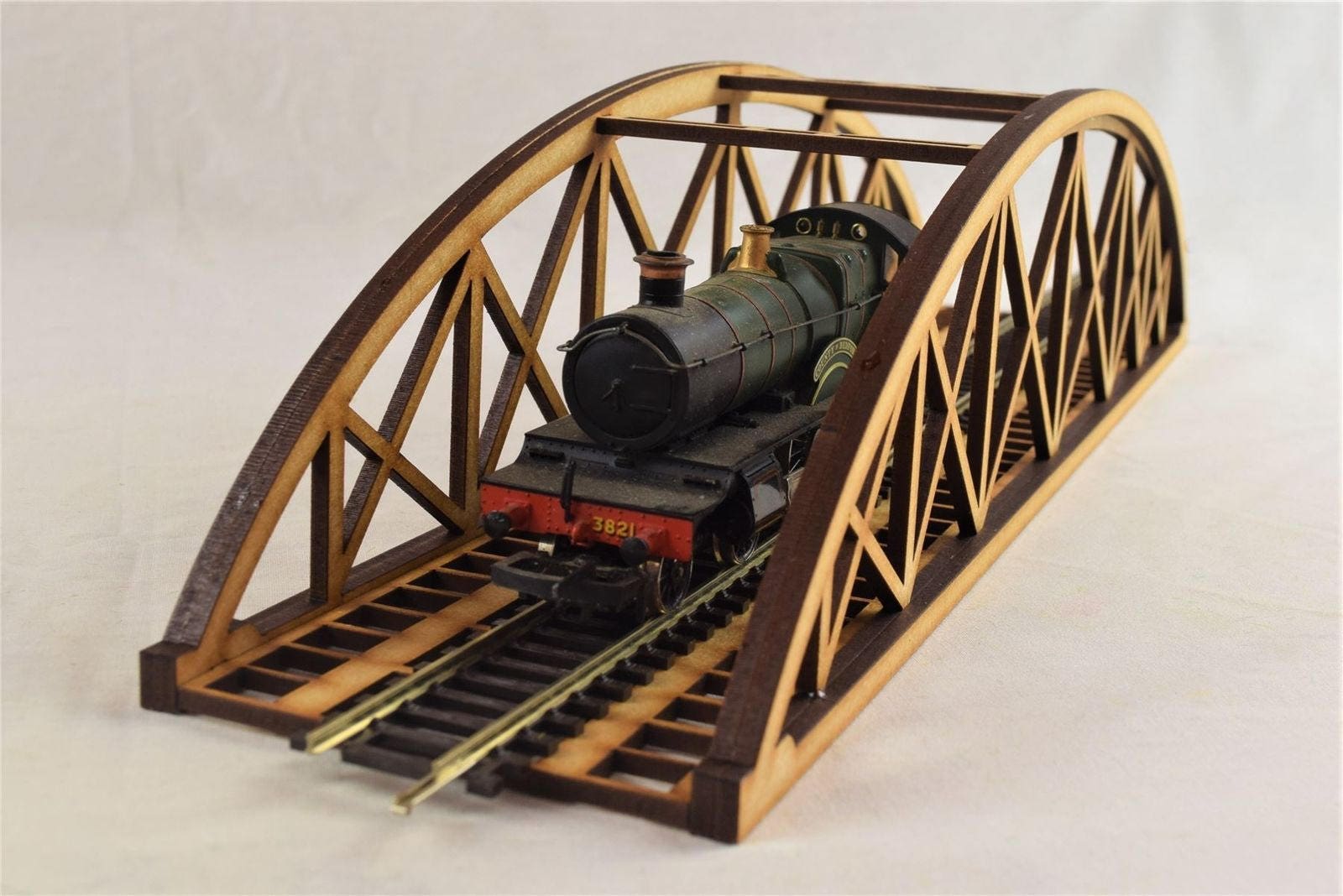OO Gauge Single Track Bowstring Bridge 400mm – Model Railway MDF ...