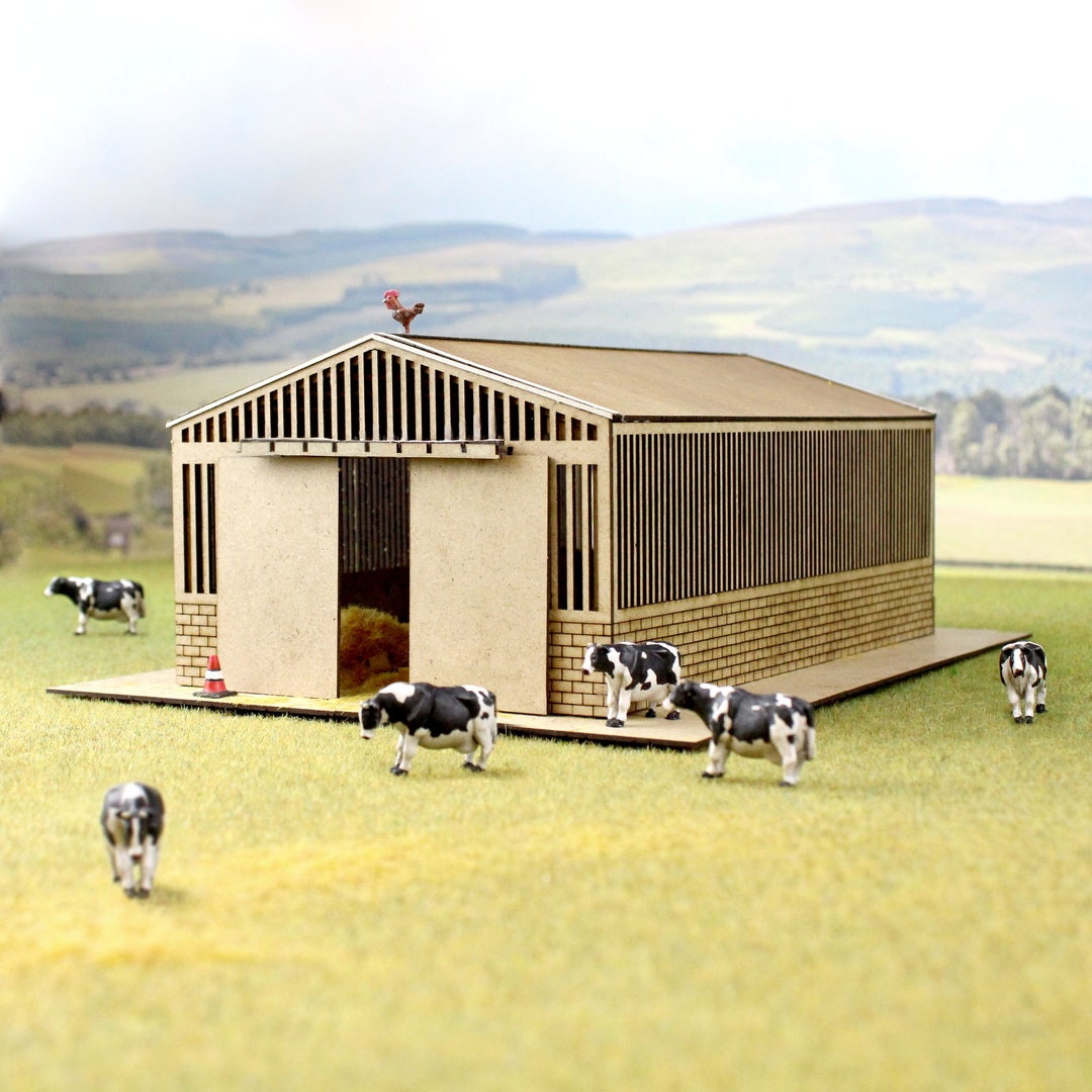 Closed Barn With Sliding Door - OO Gauge Model Railway Farm - Etsy