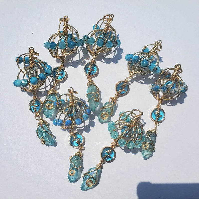 Electric Blue Conch Shell Style Wire Wrap Pendant in Copper | Etsy