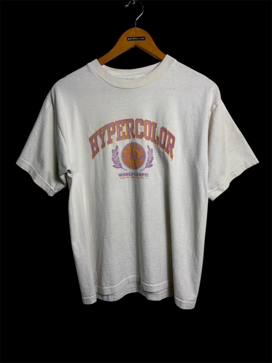 Vintage Hypercolor Streetwear University of Hypercolor T Shirt Large ...