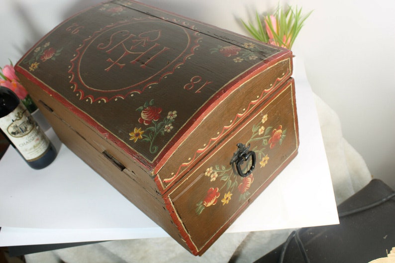 Rare Antique Artisan Religious Wood Carved Hand Paint Box - Etsy