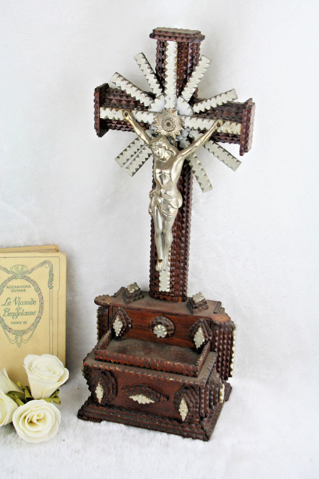 Flemish Tramp Art Handmade Wood Cigar Box Carved Crucifix Cross Christ ...