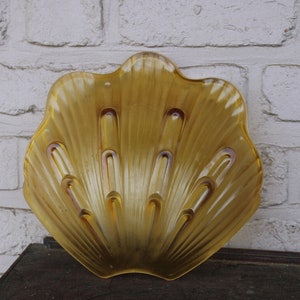 Clamshell Sconce - Etsy