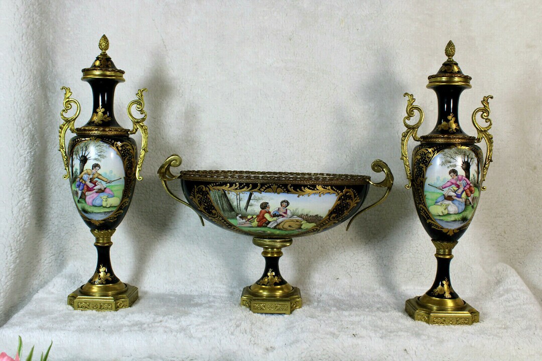 Vintage Porcelain Sevres Design Mantel Set Centerpiece Vases Romantic ...