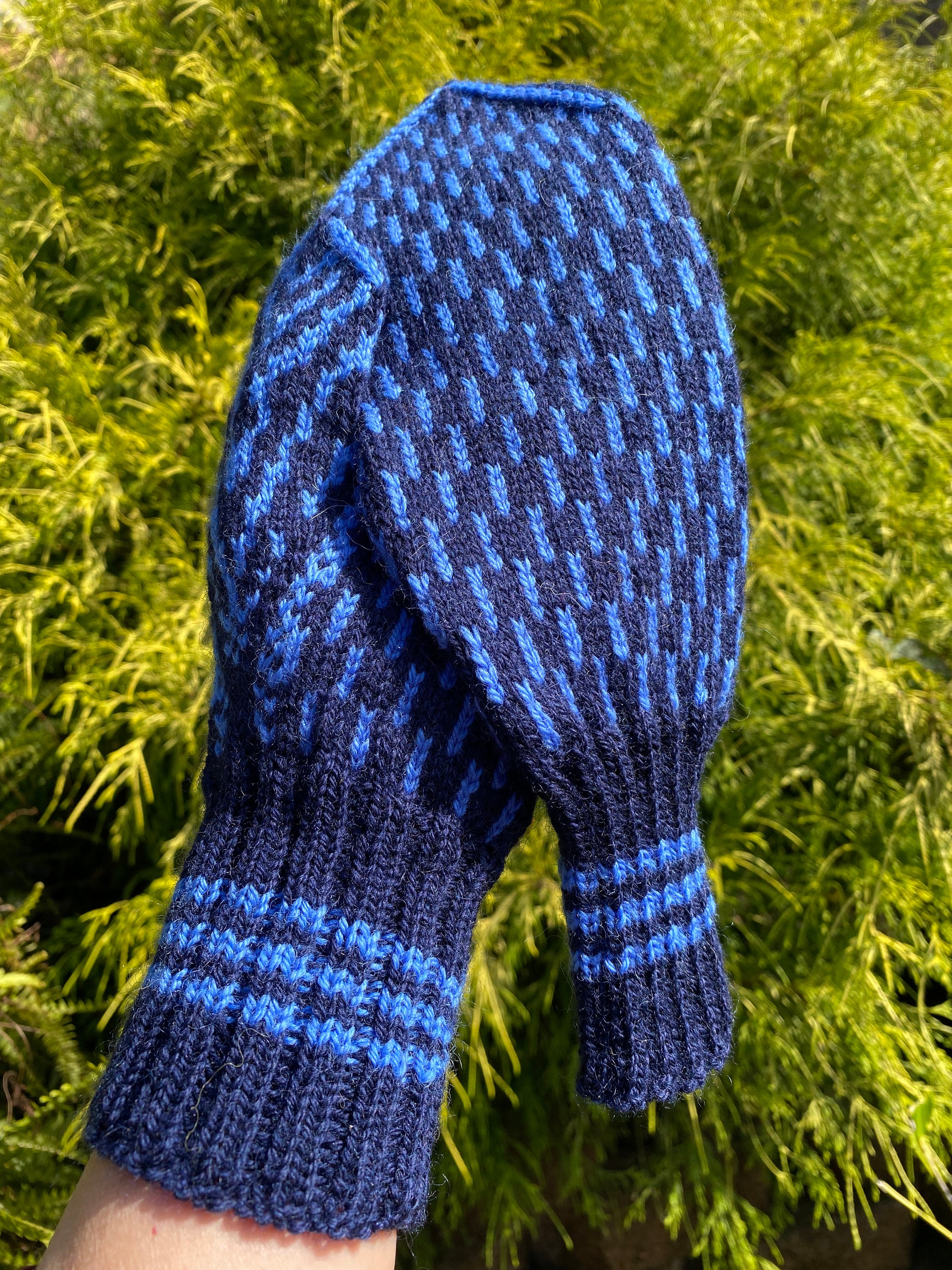 Pdf. Shadow Mitten Pattern in English, Icelandic and Norwegian - Etsy