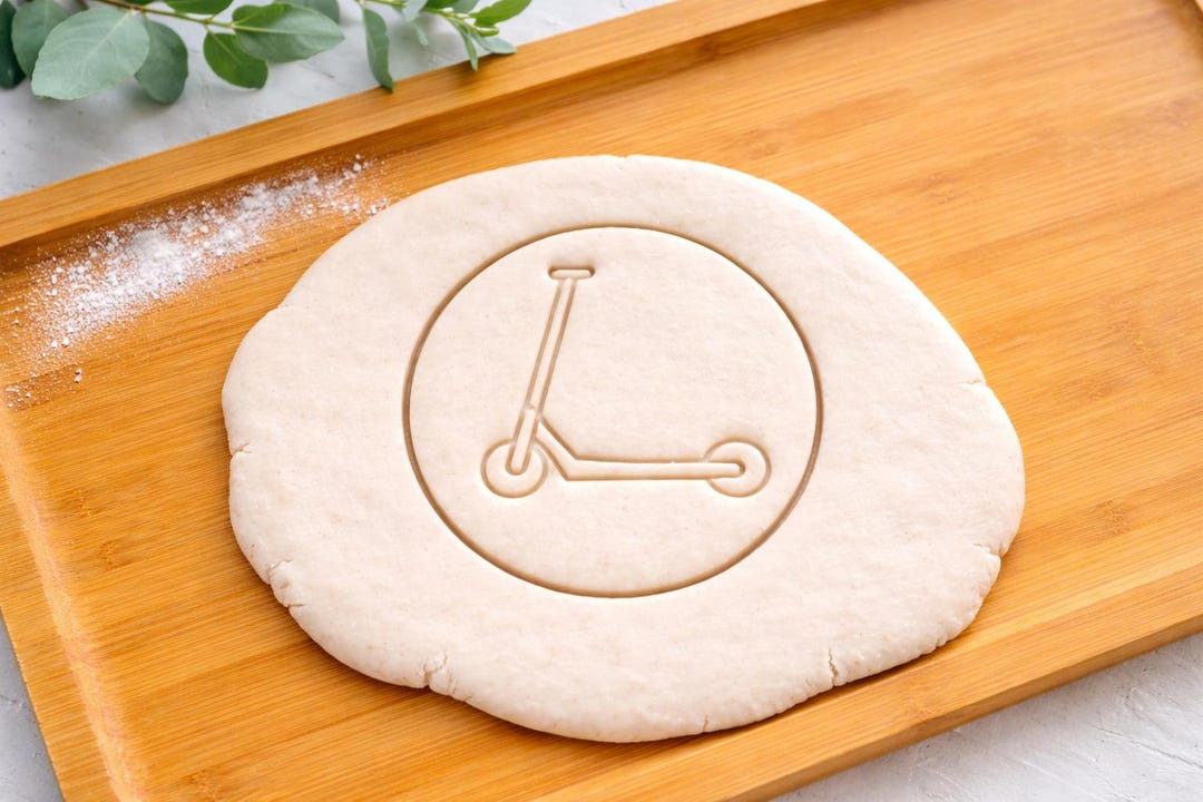 Scooter Cookie Cutter Fondant Biscuit Gingerbread Sandwich Clay Party ...