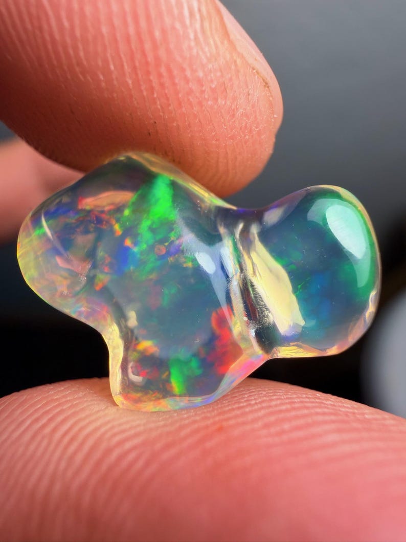 Mexican opal, jelly opal , blue opal, vibrant opal, colorful opal 19 x ...