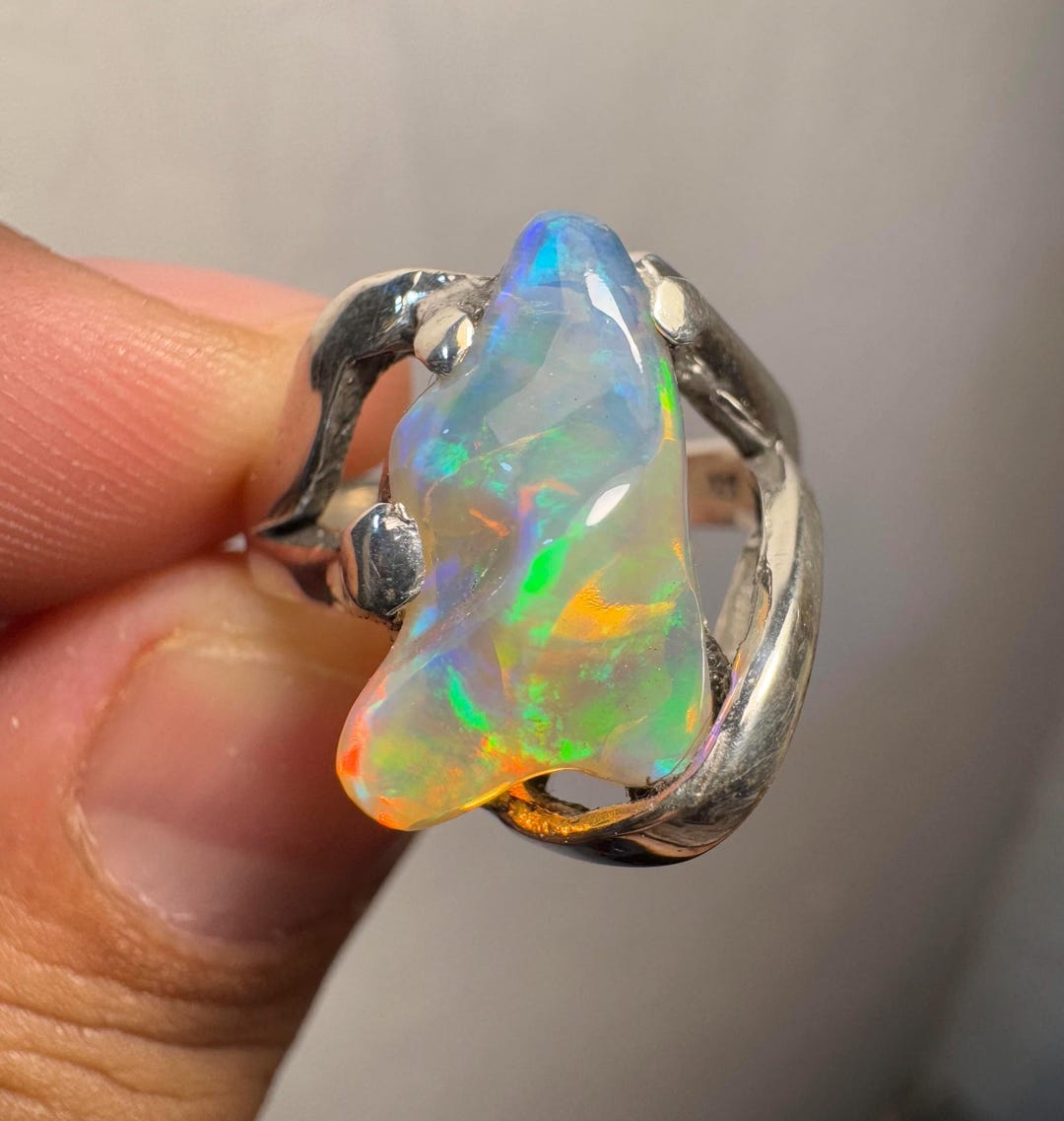 Opal Ring, Modern Opal Design, Vintage Inspired Opal Ring, Luxury Opal ...