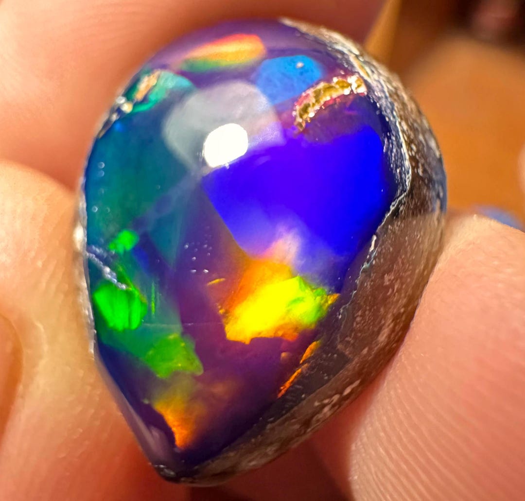Pear shape Matrix Opal 20 x 16 mm 12 carats, black opal, australian ...