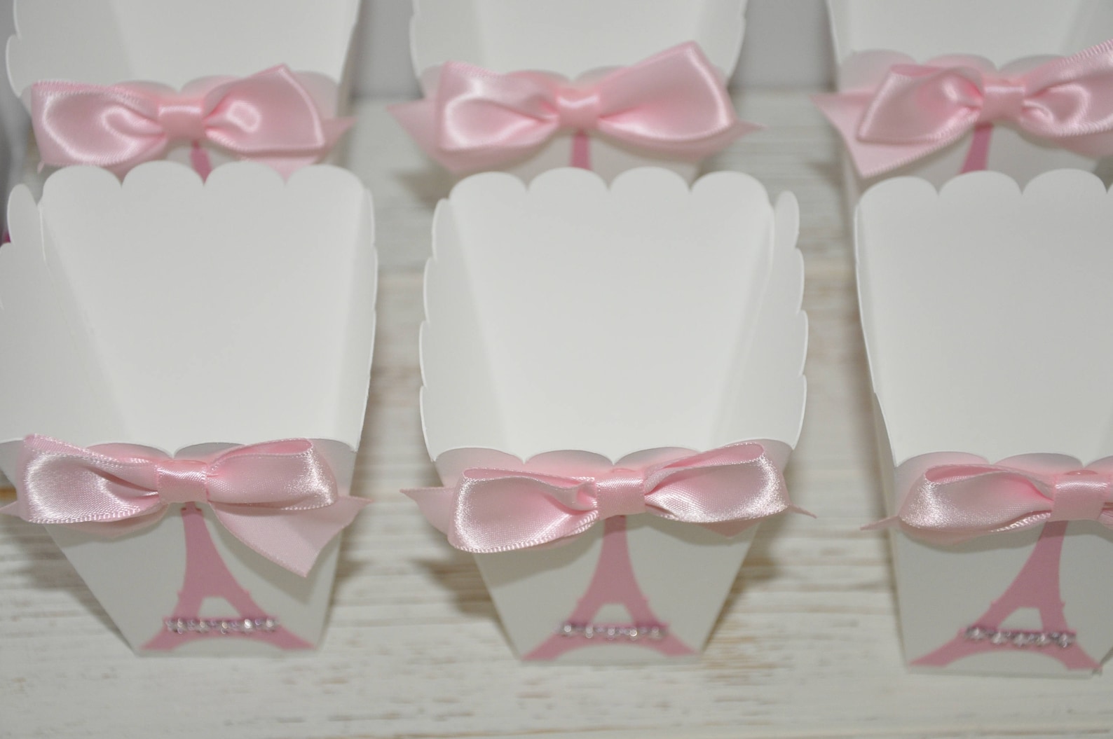 Eiffel Tower Popcorn or Candy Favor Box Pink & White W/ Bling Paris ...