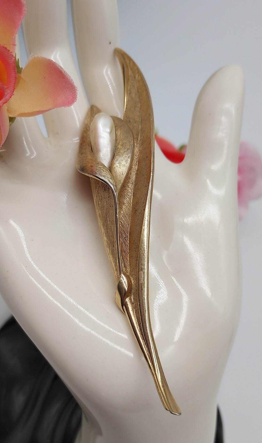 CROWN TRIFARI BROOCH, 1950's/1960's Trifari Calla Lily Pin, Vintage ...