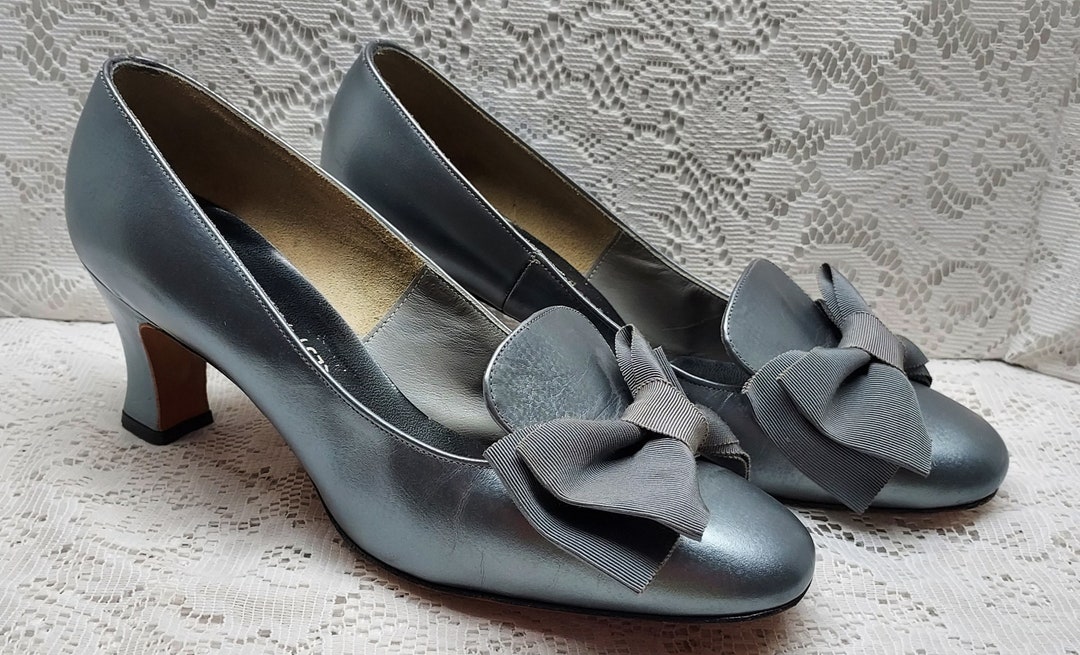 VINTAGE MANDEL'S HEELS, Vintage Pumps Size 9, Silver High Heel Shoes ...