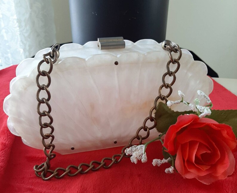 LUCITE CLAMSHELL PURSE Vintage Bakelite Purse 1950's - Etsy