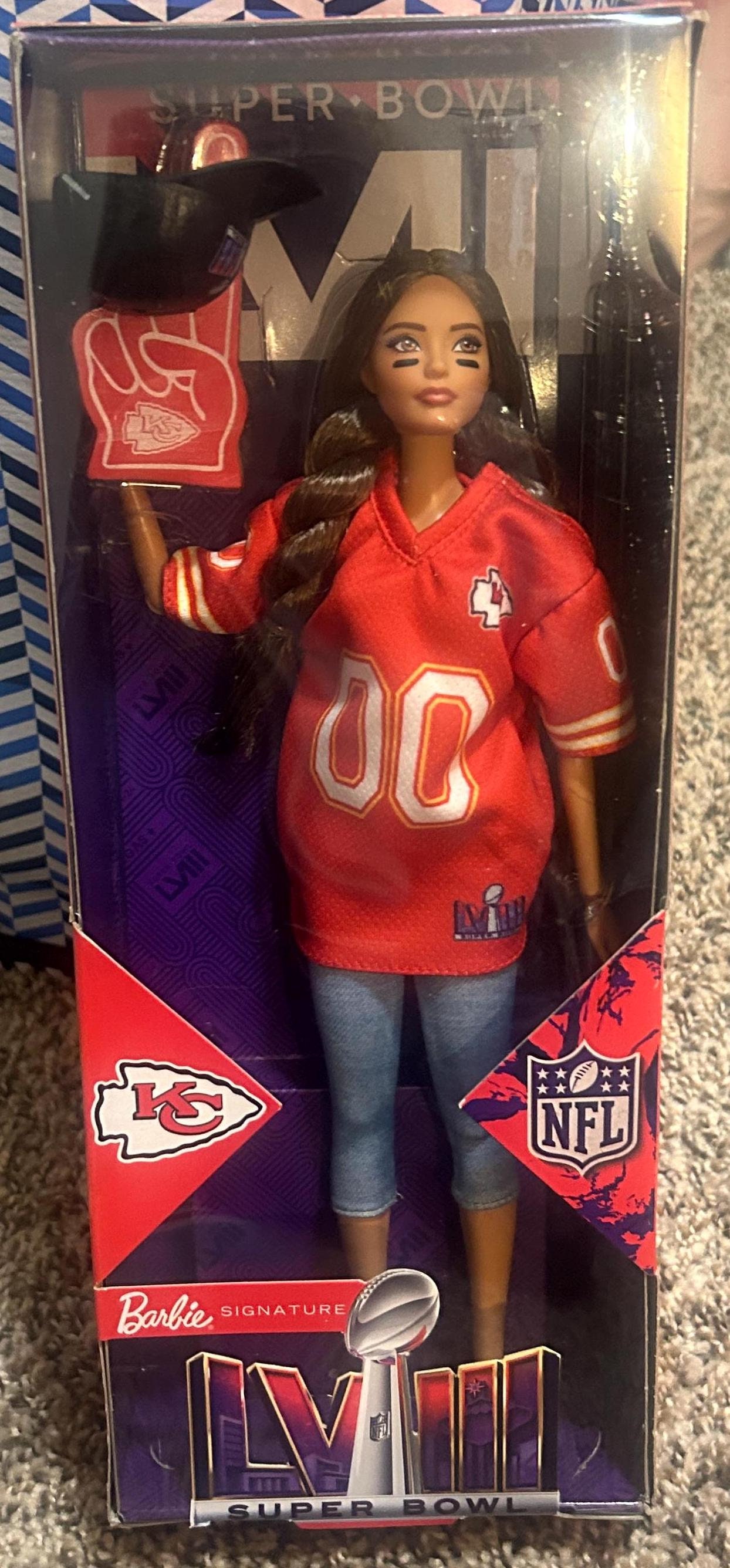 Barbie Kanas City Chiefs Super Bowl Champions Black Label Collectible ...