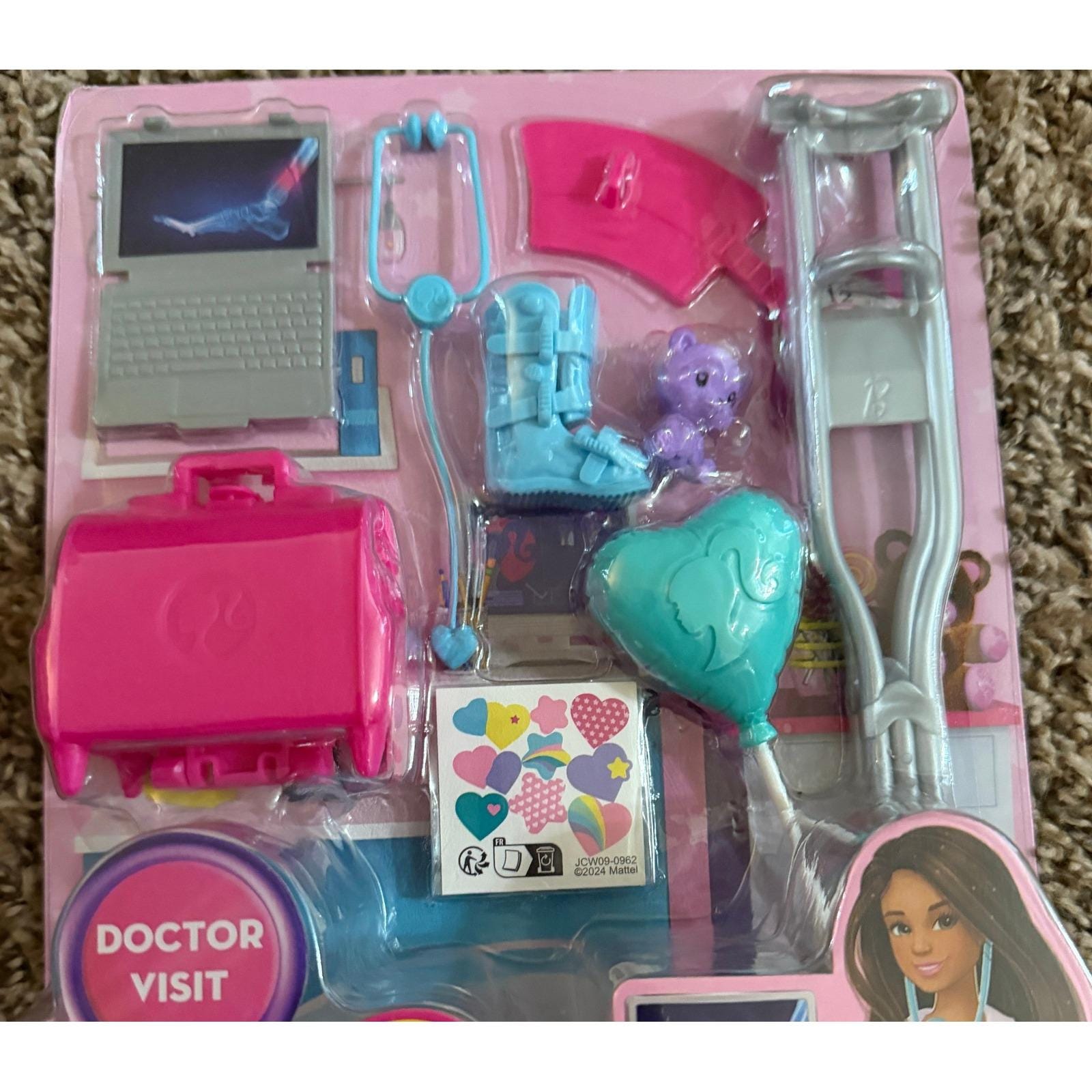 Mattel Barbie World Doctor's Office Playset (NWT) - Etsy