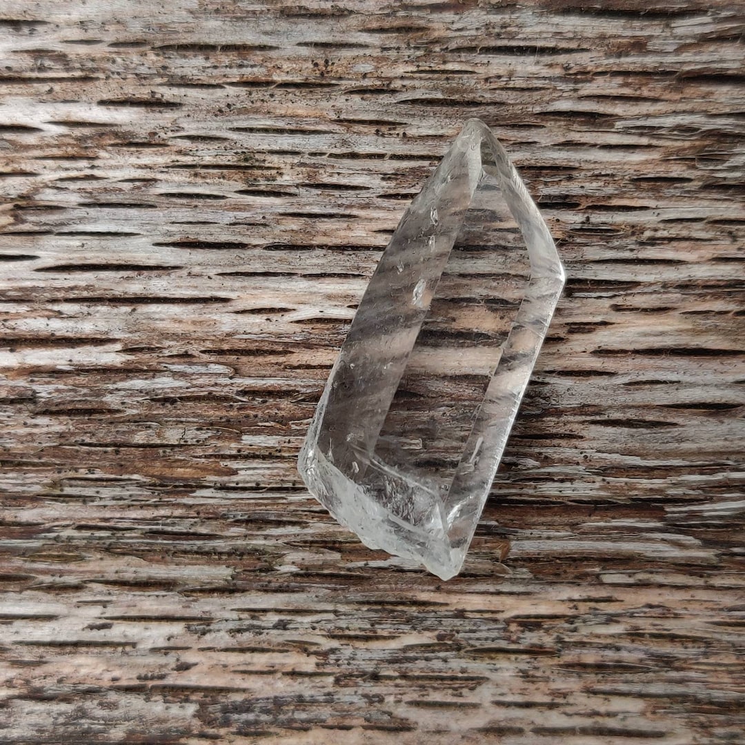 Authentic Italian Quartz Water Clear Quartz Point Flat Back Crystal - Etsy