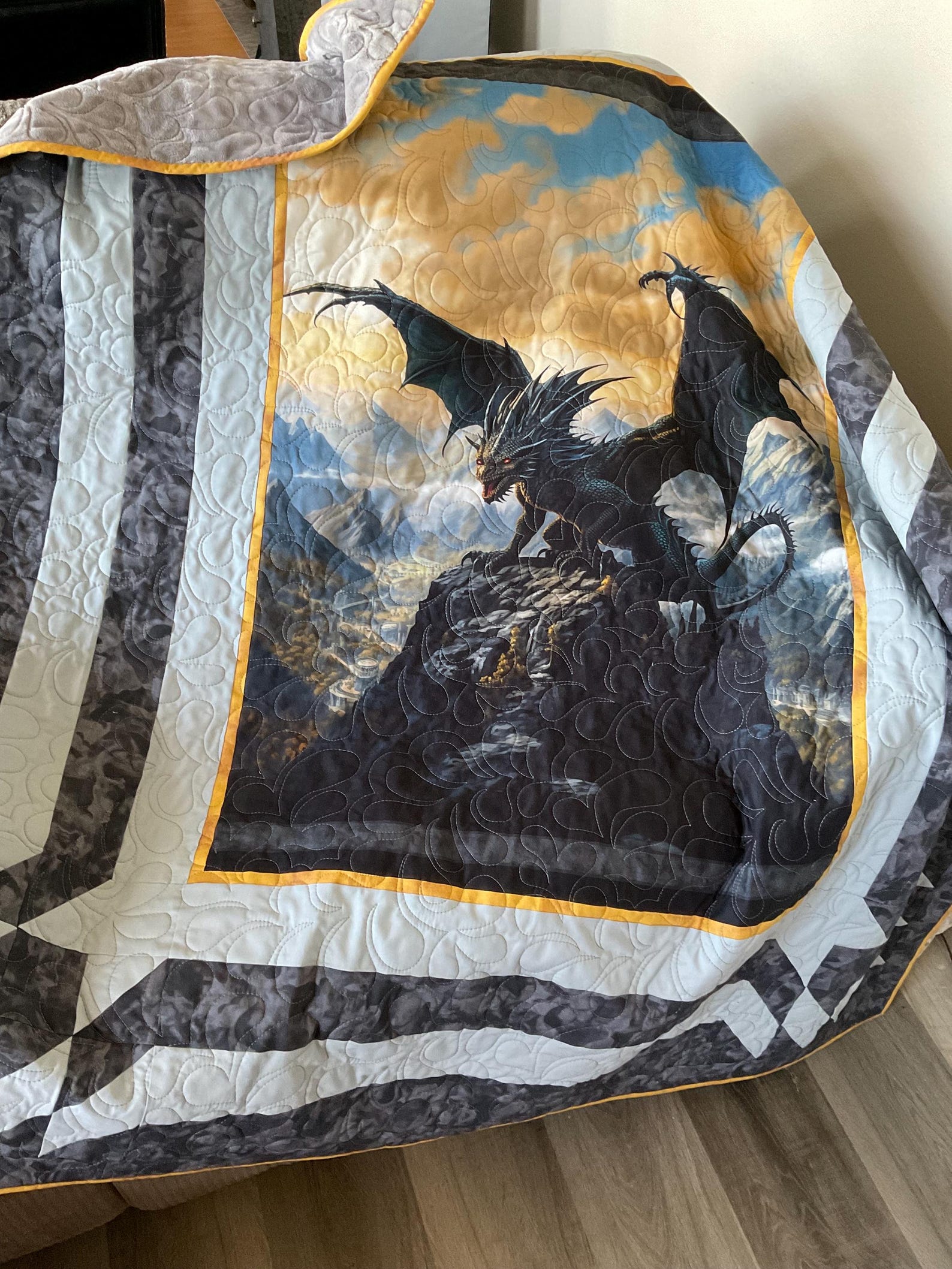 Dragon Quilt, Free Shipping - Etsy