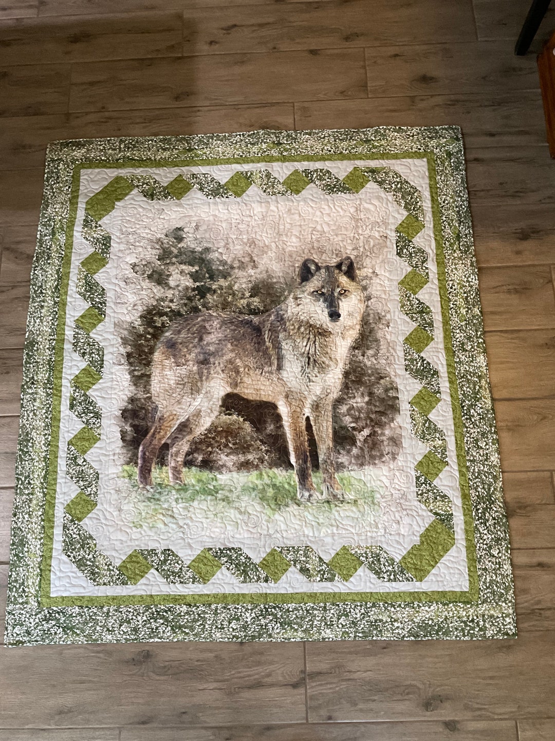 Wolf Quilt, Free Shipping - Etsy