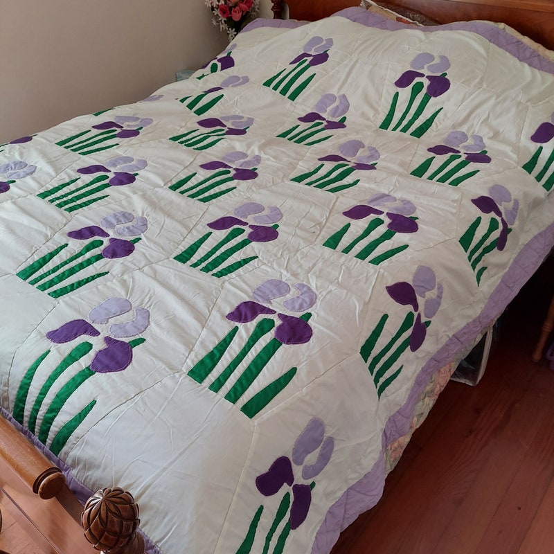 Iris Quilt Pattern - Etsy