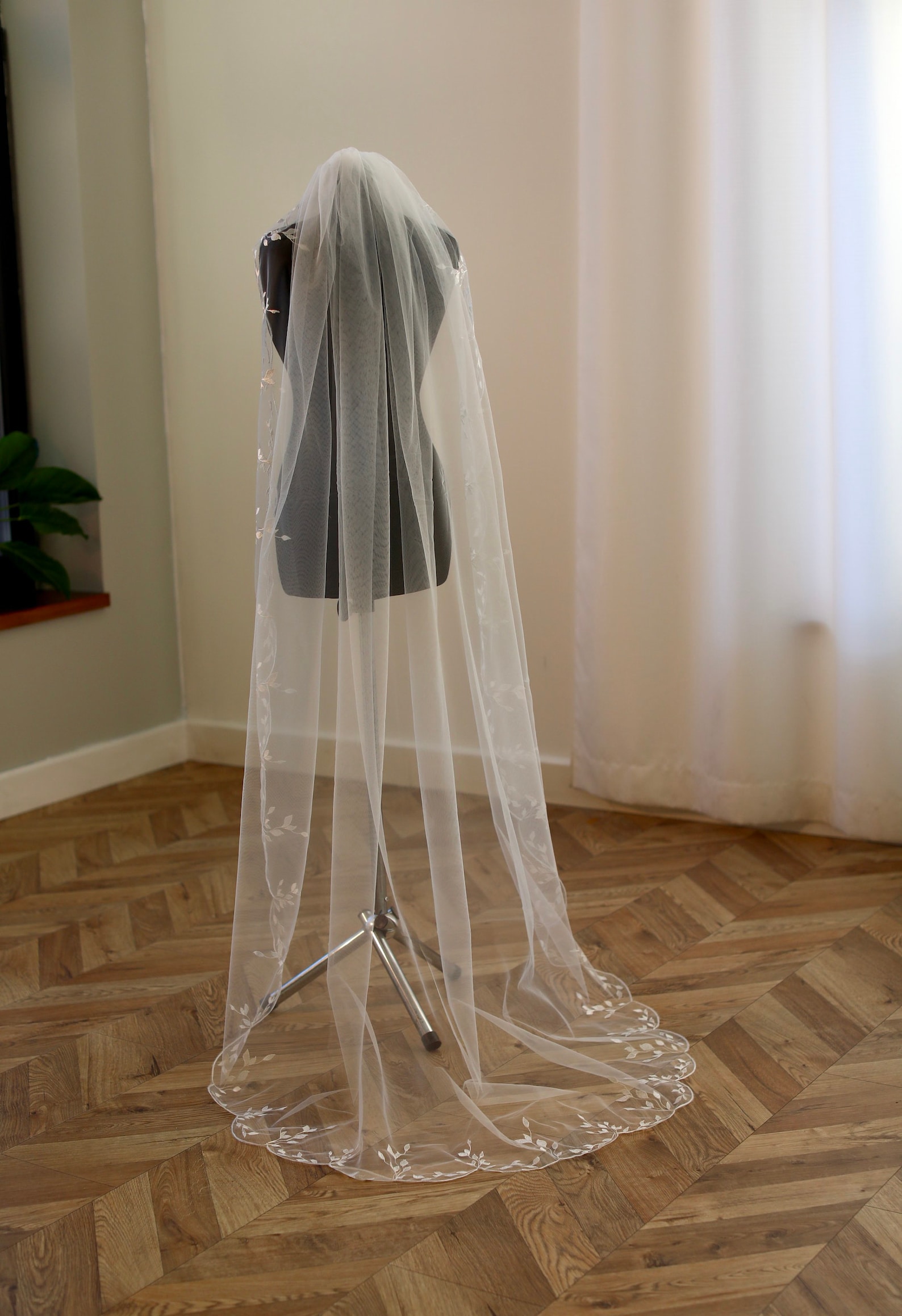 Wedding Veil Leaves Veil Lace Veil Leaf Edge Veil Bridal - Etsy