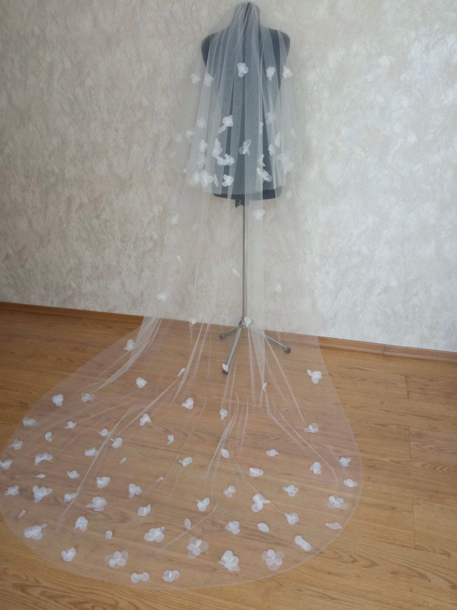 Veil Flowers Wedding Veil Cathedral Veil Flower Veil Floral - Etsy