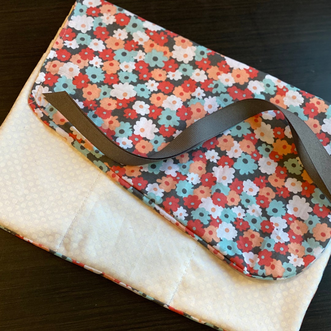 Stylish Roll up Circular Knitting Needle Organizer - Perfect for ...
