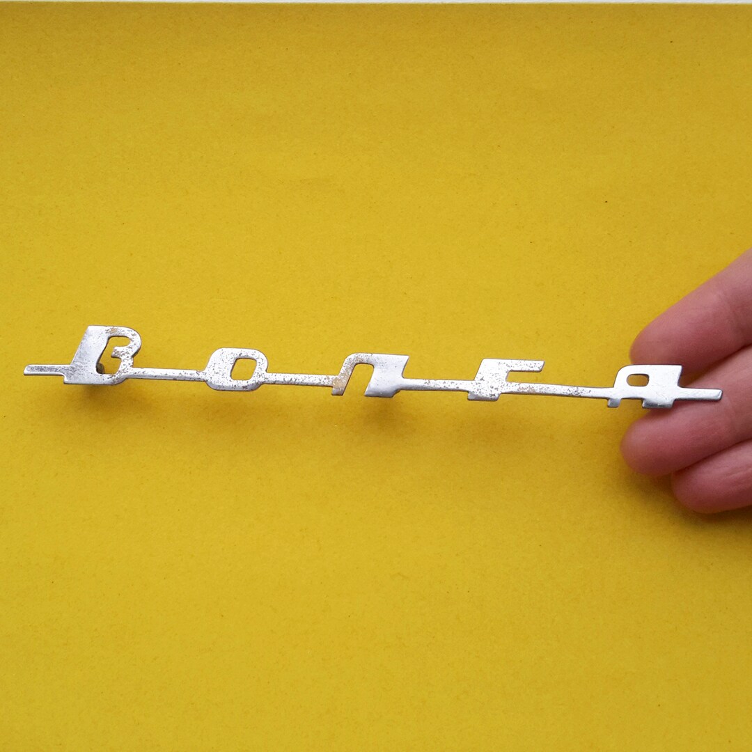 Old Car Emblem Volga GAZ 21 Soviet Car Sign Metal Logo Chrome Plate ...