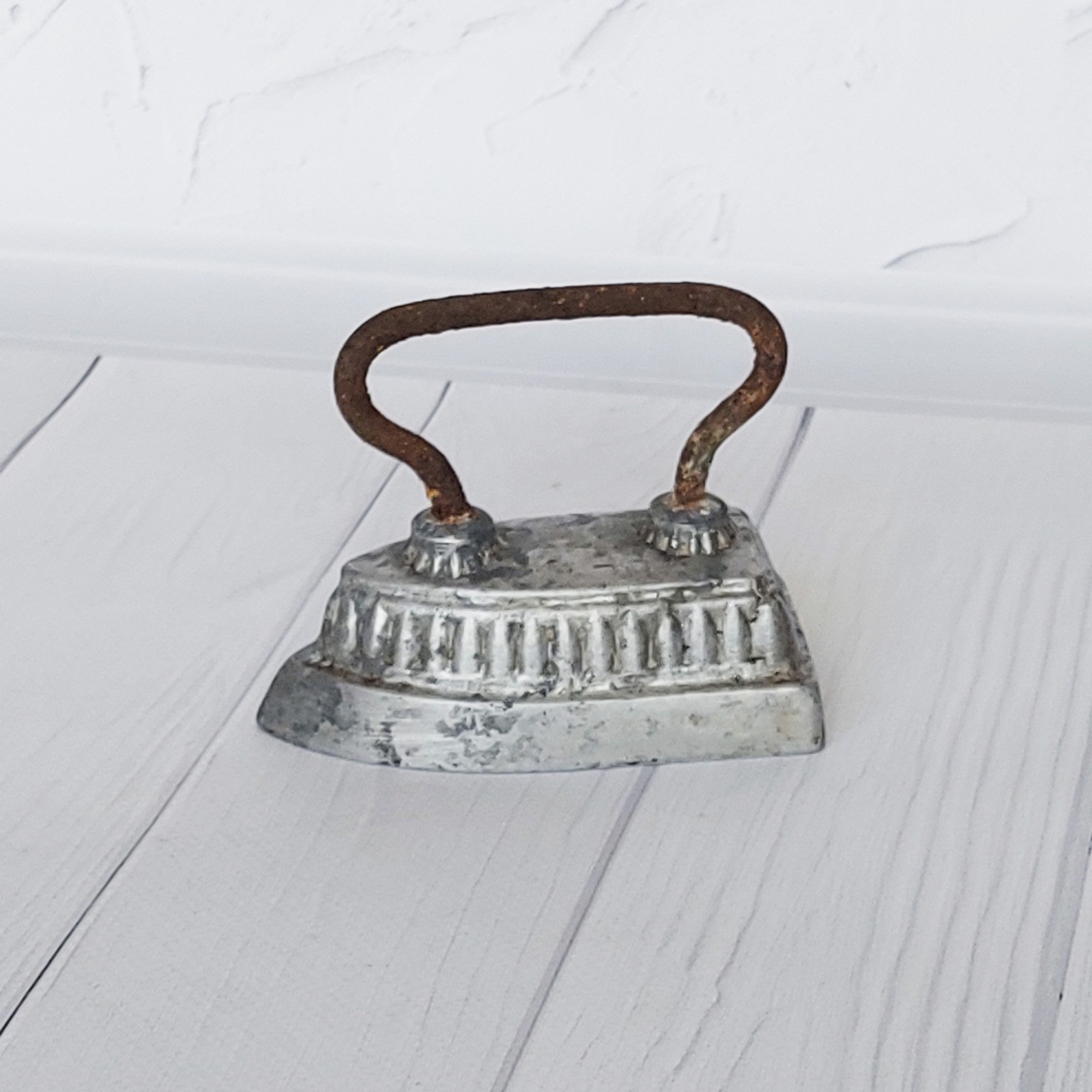 Antique Sad Iron Small Old Metal Iron Soviet Laundry Primitive - Etsy