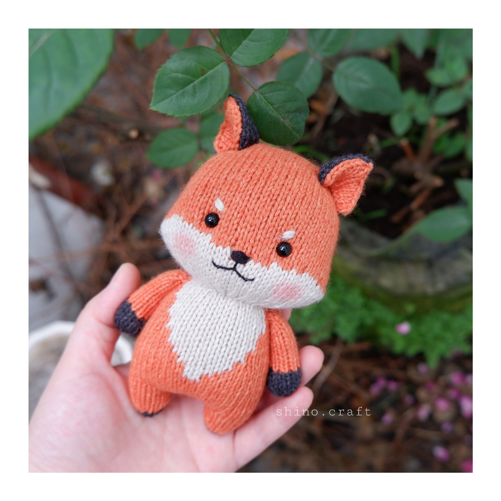 Knitting Pattern: Ichigo & Ringo Red Panda and Fox. | Etsy