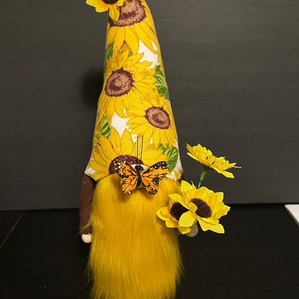 Sunflower Gnome Statue - Etsy