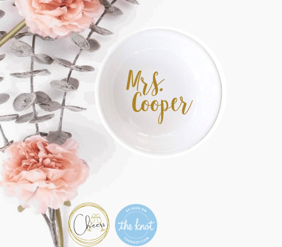 Mrs. Engagement Gift Wedding Ring Dish Jewelry Personalized - Etsy UK