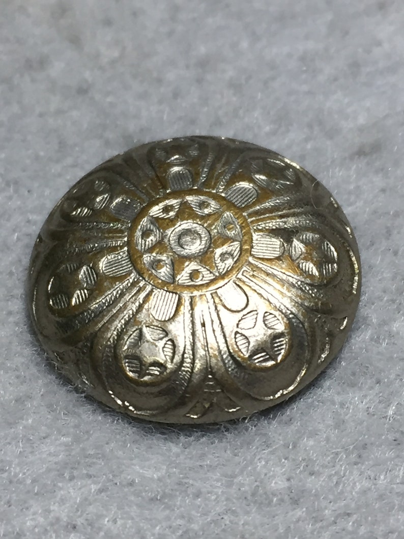 Fancy Vintage Metal Buttons W/ Floral Motifs Sizes 3/4 | Etsy