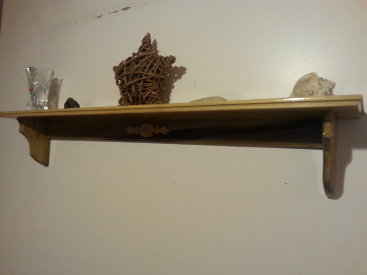 Shelf made from poplar