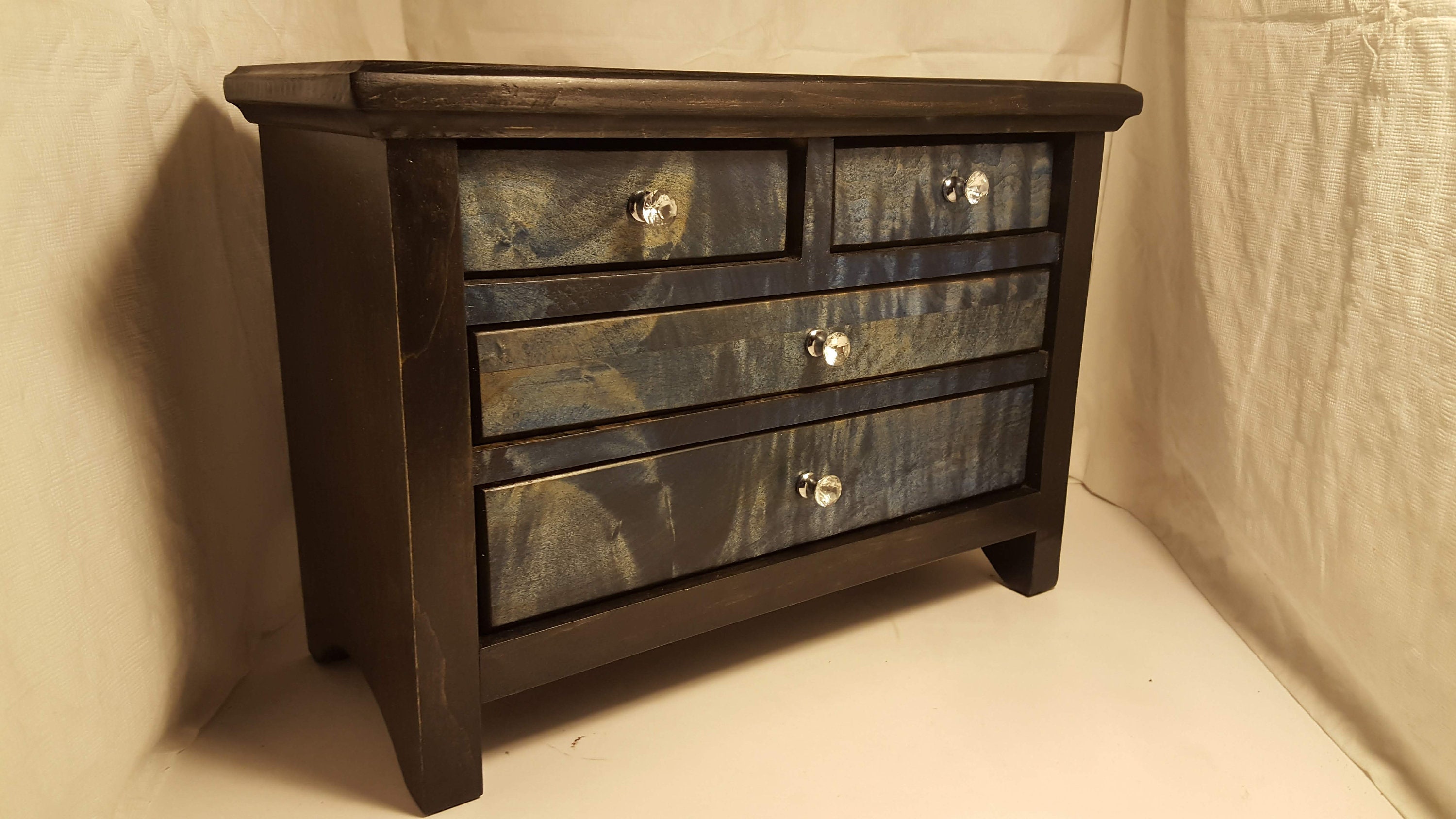 Jewelry box made from quilted maple and pine