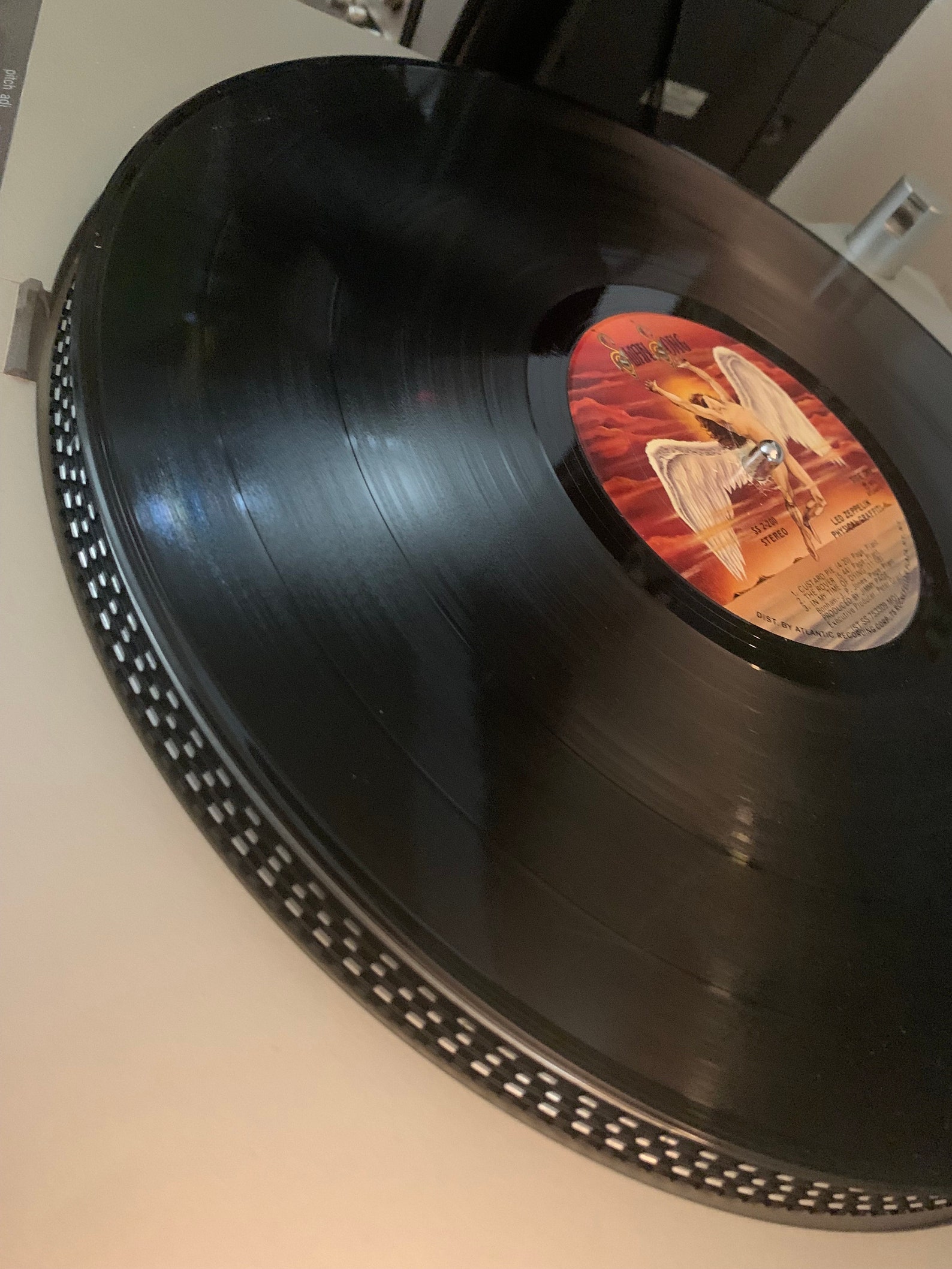 Led Zeppelin “physical Graffiti “ Record Vinyl LP. Good Condition ...