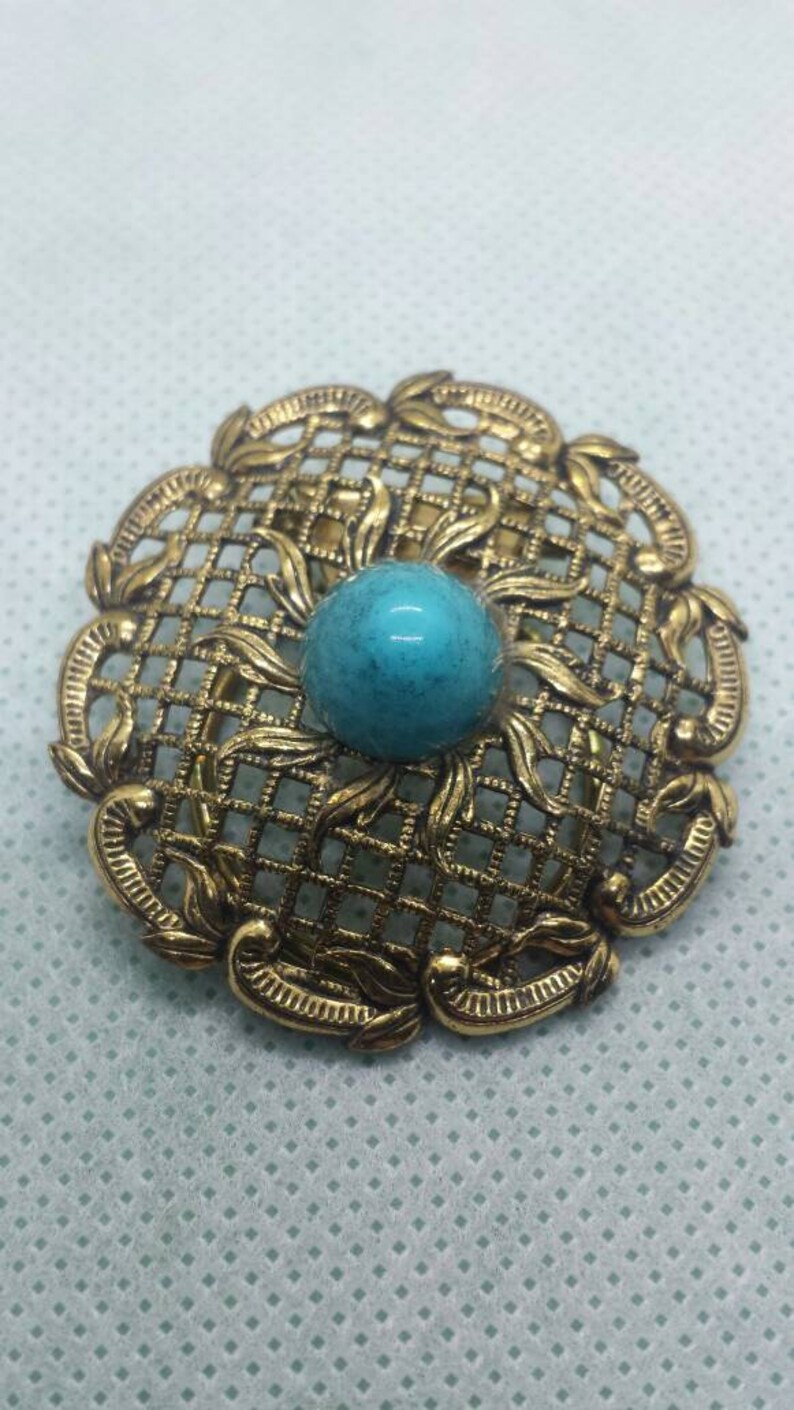 Vintage Gold Tone Turquoise Stone Round Scarf Pin Shawl Pin Costume ...