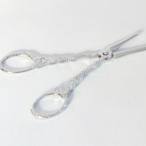 Vintage Grape Shears Romantic Silver Grape Scissors Flatware Vine Grape ...