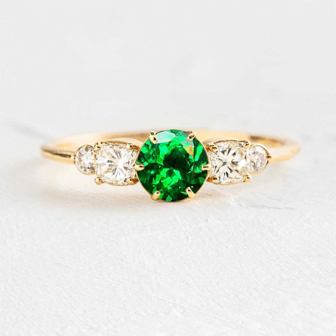 Tsavorite Engagement Ring: Art Deco Diamond, 18k Gold or Platinum - Etsy