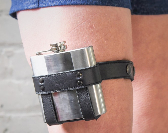 Leg Flask Holder in Leather - Etsy