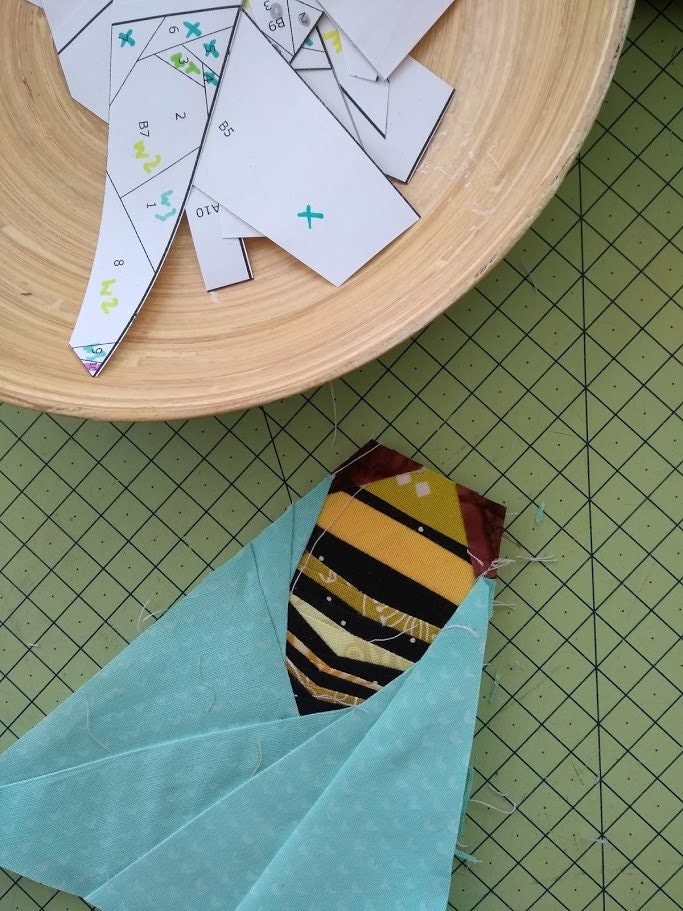 Honey Bee Quilt Paper Piecing Pattern - Etsy Australia