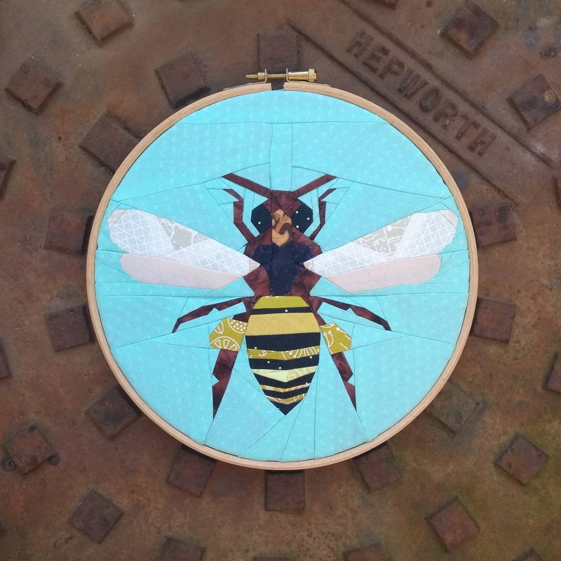 Honey Bee quilt paper piecing pattern | Etsy