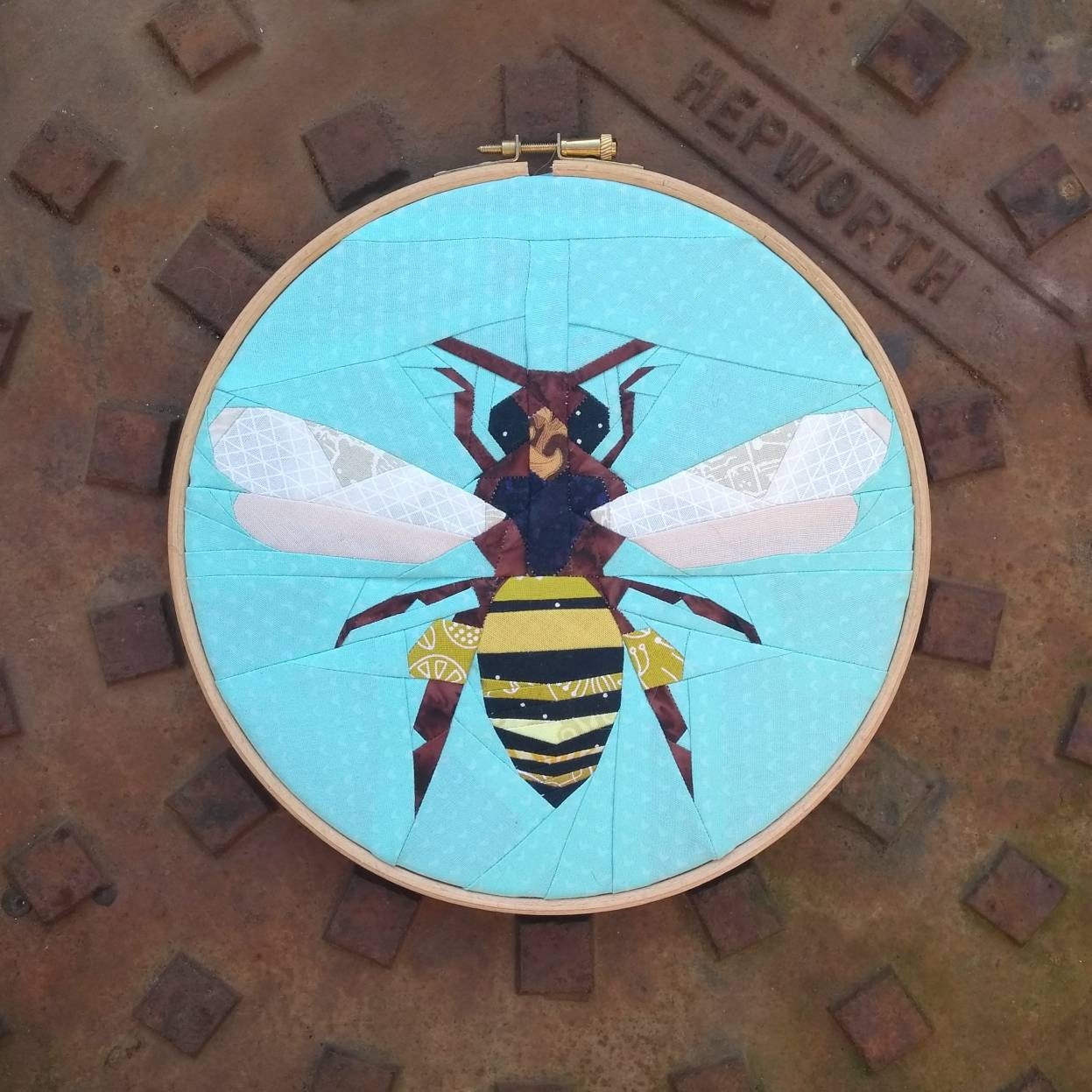 Honey Bee quilt paper piecing pattern | Etsy