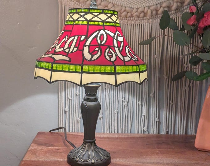 Vintage Coca-cola Tiffany Style Lamp – Plastic Shade With Classic ...